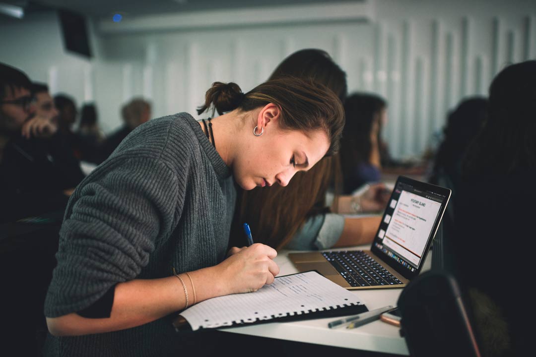 Doctorate in Business Administration (PhD, 3 years, English)